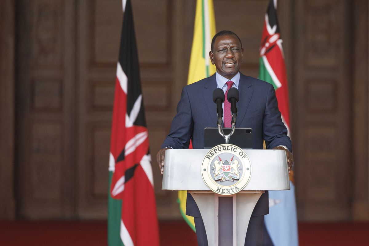 Kenya High Court Stops Ruto Forensic Audit of Public Debt Panel - Bloomberg