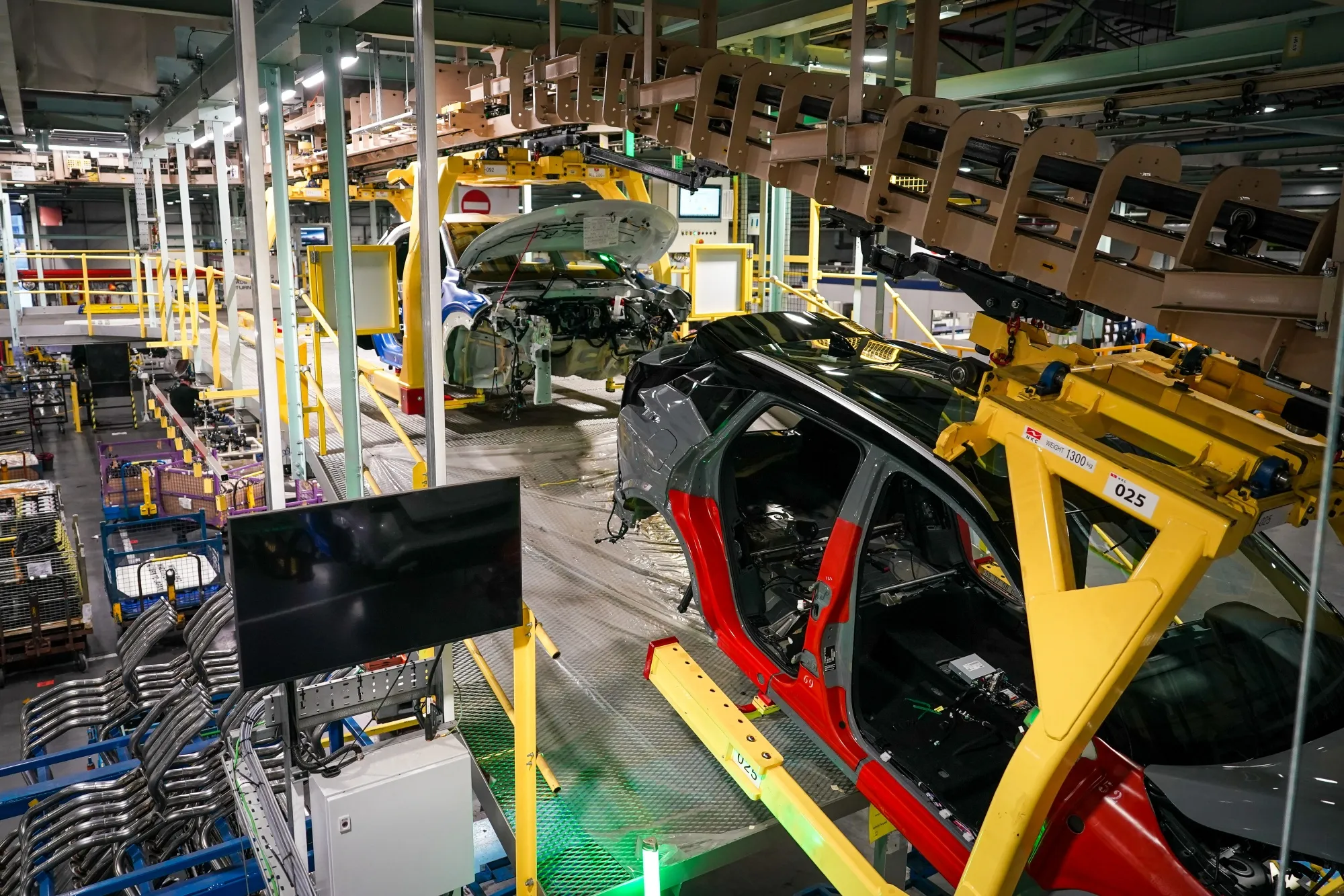 Nissan in Talks to Make Cars by China’s Chery at Its UK Factory - Bloomberg