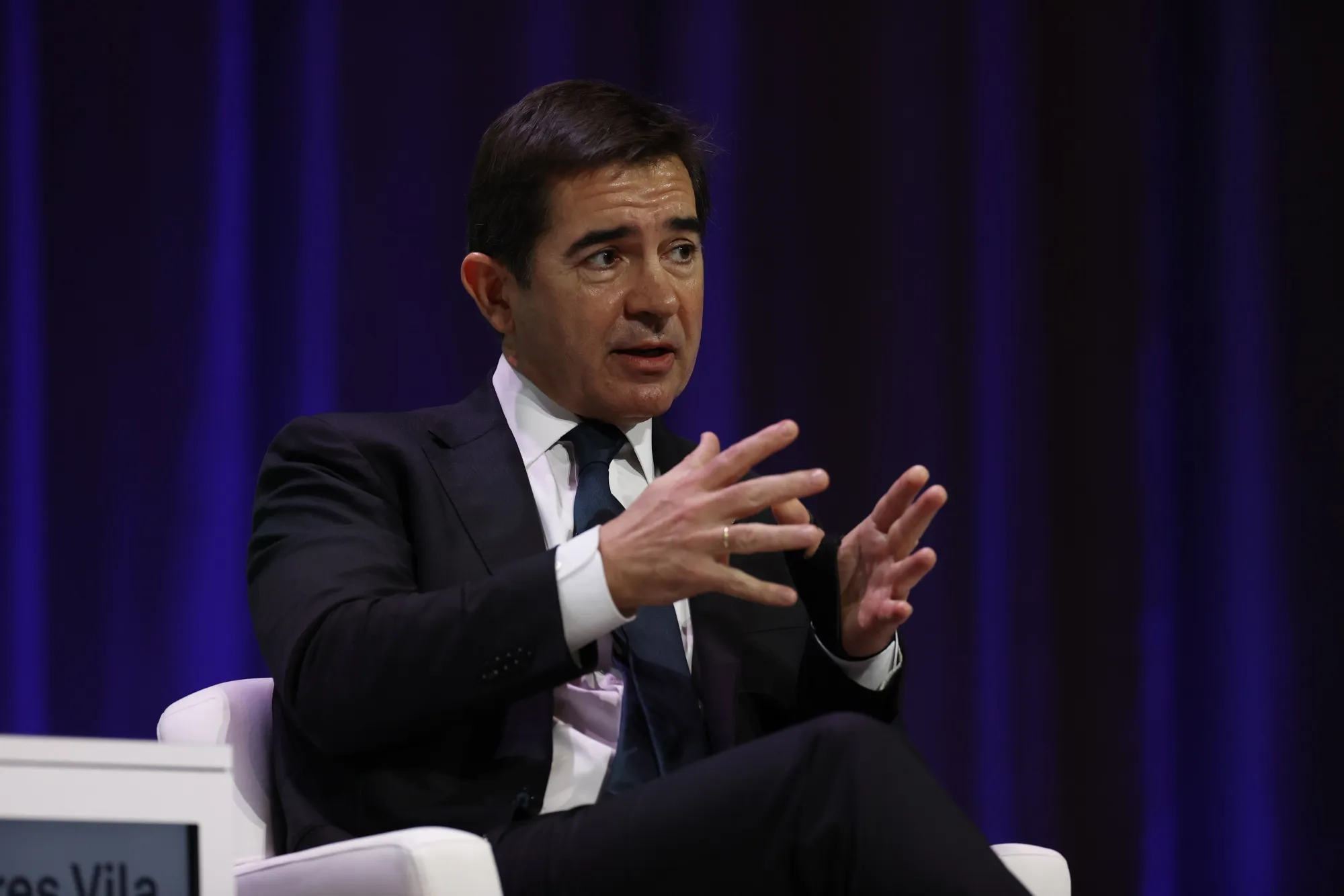 BBVA Chair Torres Says Main Threat to Sabadell Bid Is Time - Bloomberg