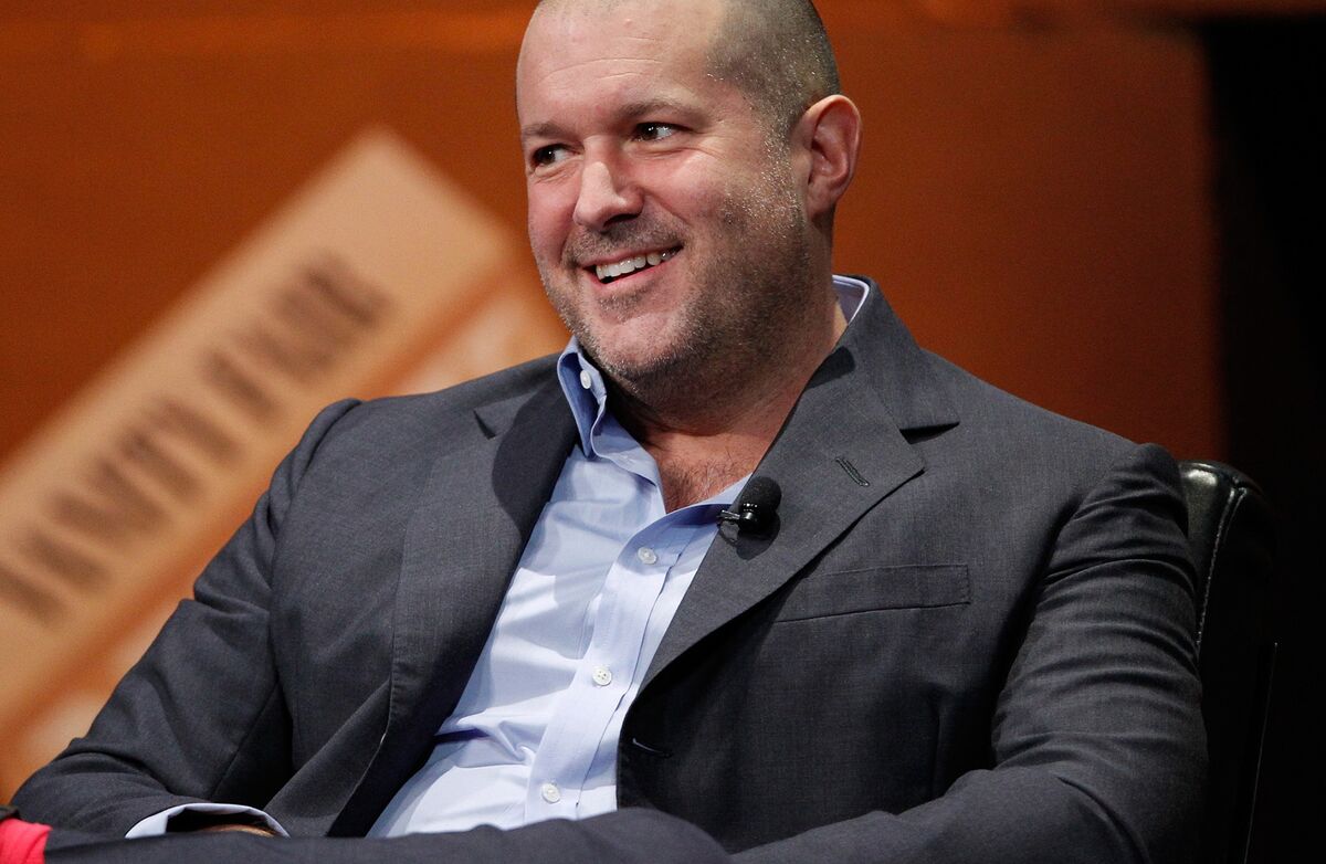 Apple's Ive Regains Management of Design Team After 2 Years - Bloomberg