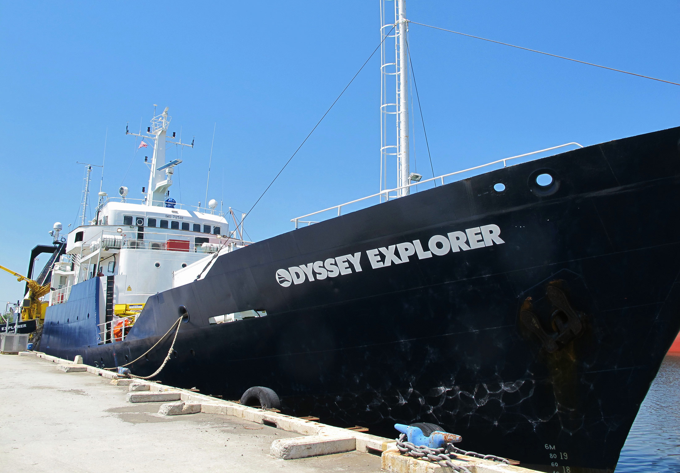 Shipwreck Hunter Explores 5 Vessels on Atlantic Seabed - Bloomberg