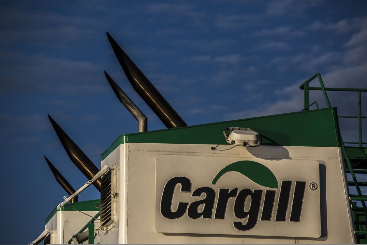 Cargill to Cut Thousands of Jobs Globally as Profits Shrink - Bloomberg