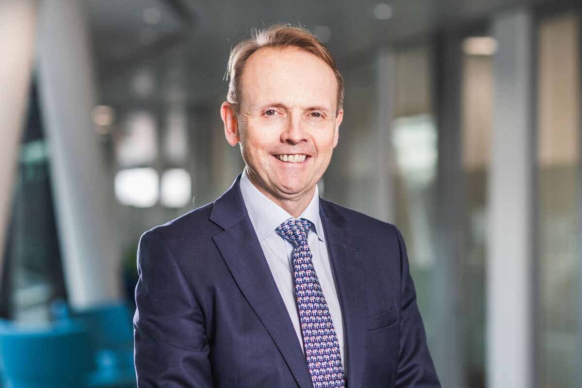 SSE Chief To Retire as Five-Year Clean Spending Program Reaches Halfway Point - Bloomberg