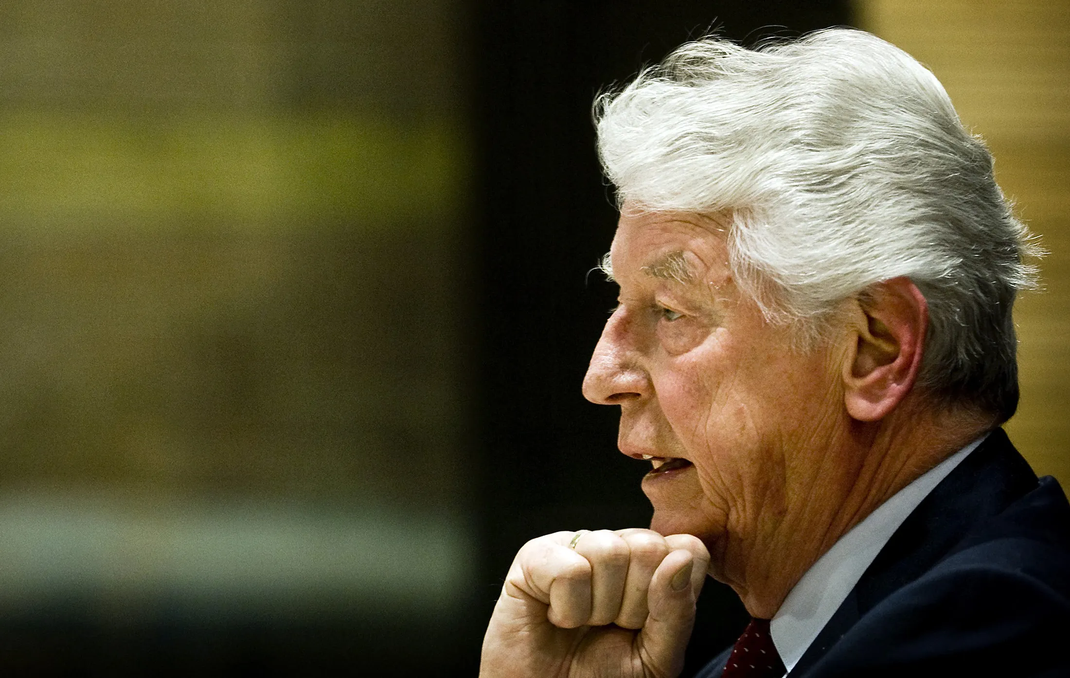 Former Dutch PM Wim Kok Dies At 80, Haunted By Srebrenica - Bloomberg