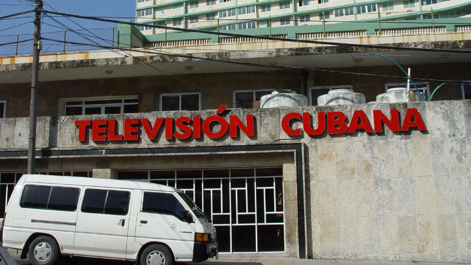 Almost No Cubans Have Broadband. Why Does Netflix Want to Stream There ...