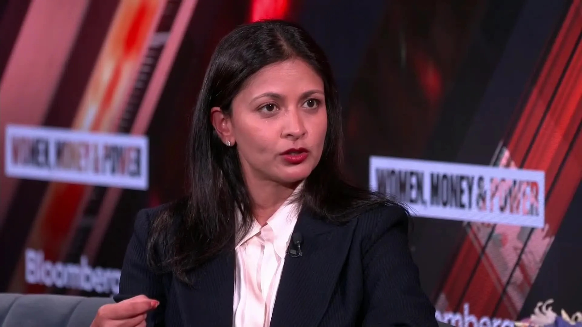 Watch Carlyle: Investing in Power Is 'Significant Opportunity' - Bloomberg