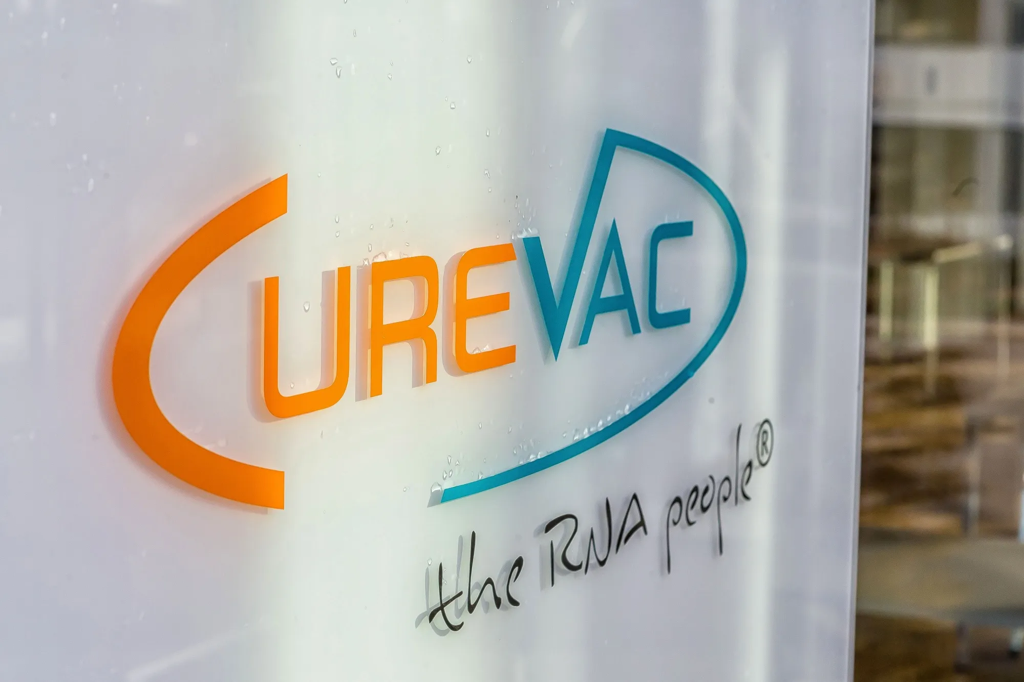 Elon Musk-Backed CureVac Vaccine Flop Doesn't Dent Promise of mRNA ...