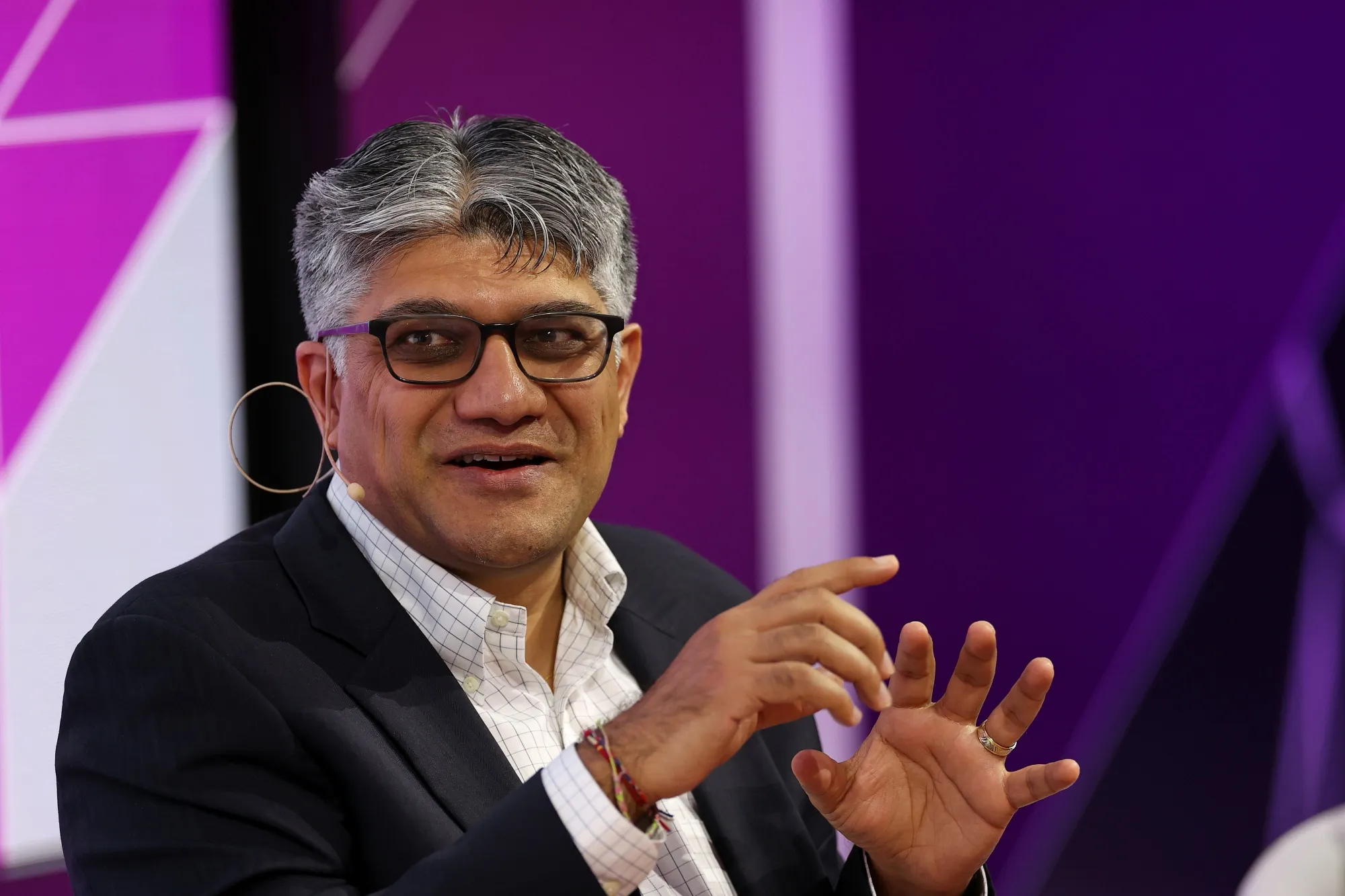 Jigar Shah to Start Firm Advising Green Startups After DOE Run - Bloomberg