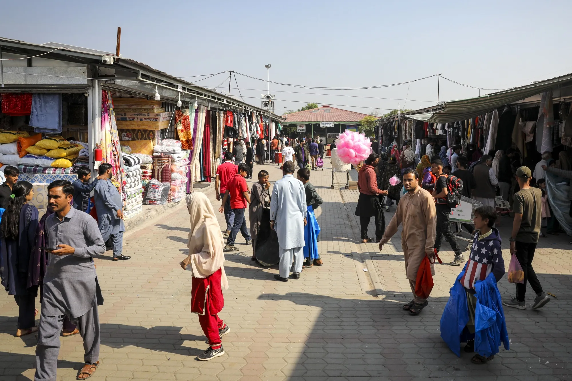 Pakistan Inflation Hits Two-Year High on Energy Costs - Bloomberg