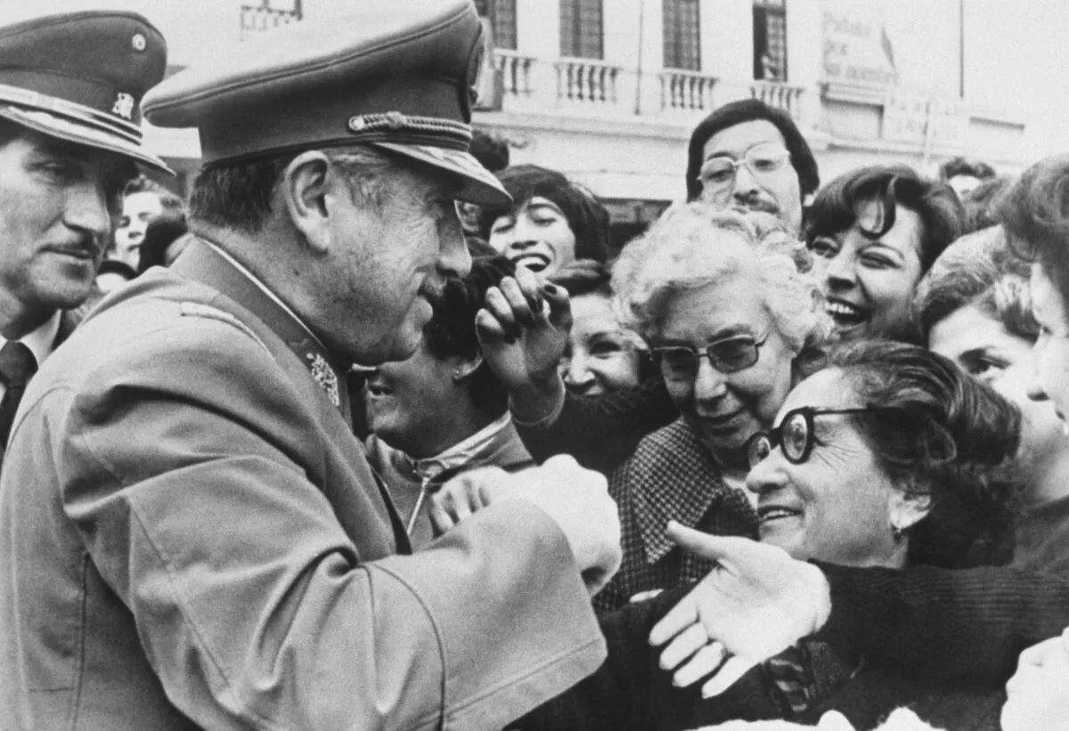 América Dictadura Latina