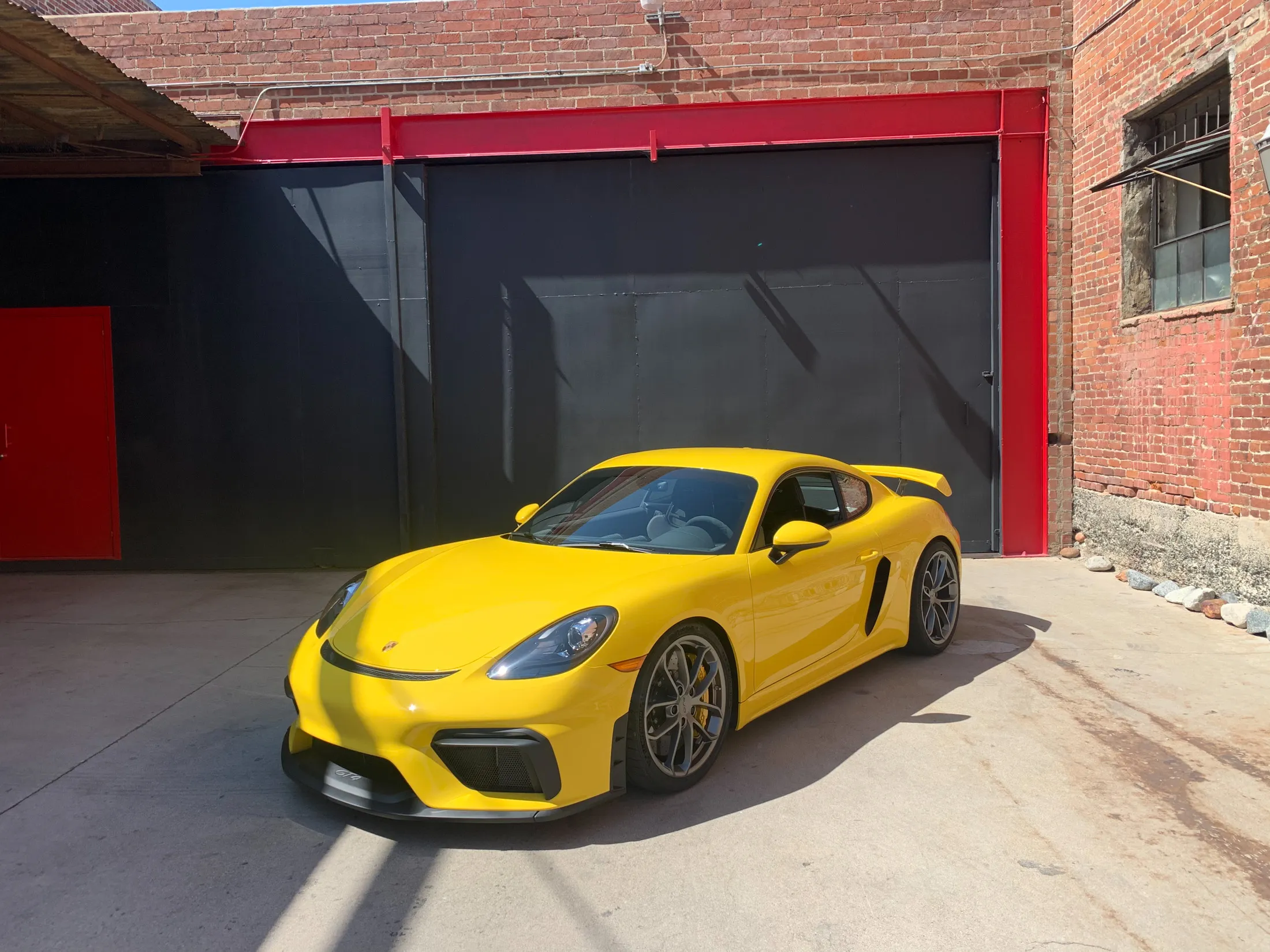 2020 Porsche 718 Review: Naturally Aspirated, Stick Shift Thrills ...