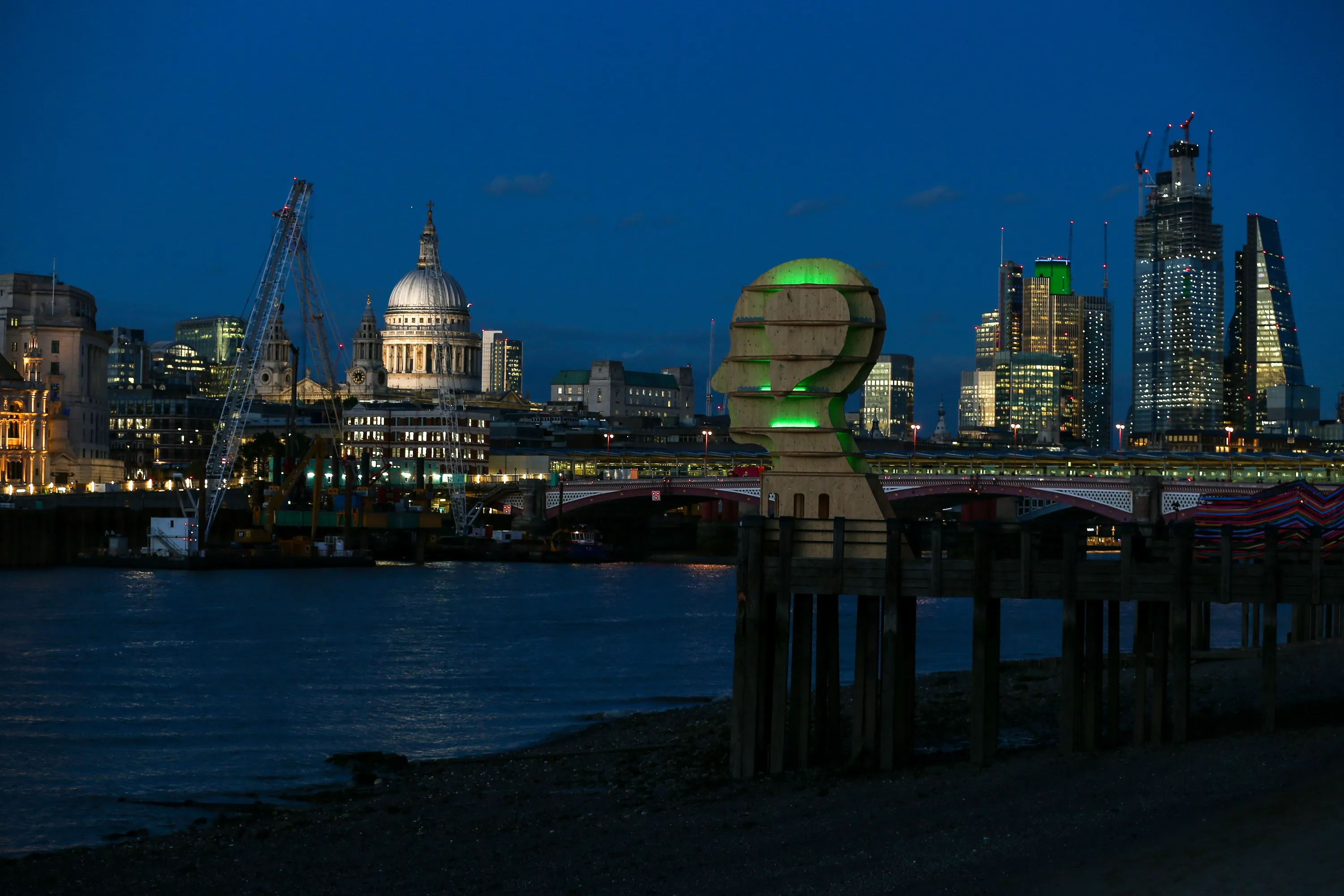 Autonomous Equity Analysts Give Up Some Autonomy - Bloomberg