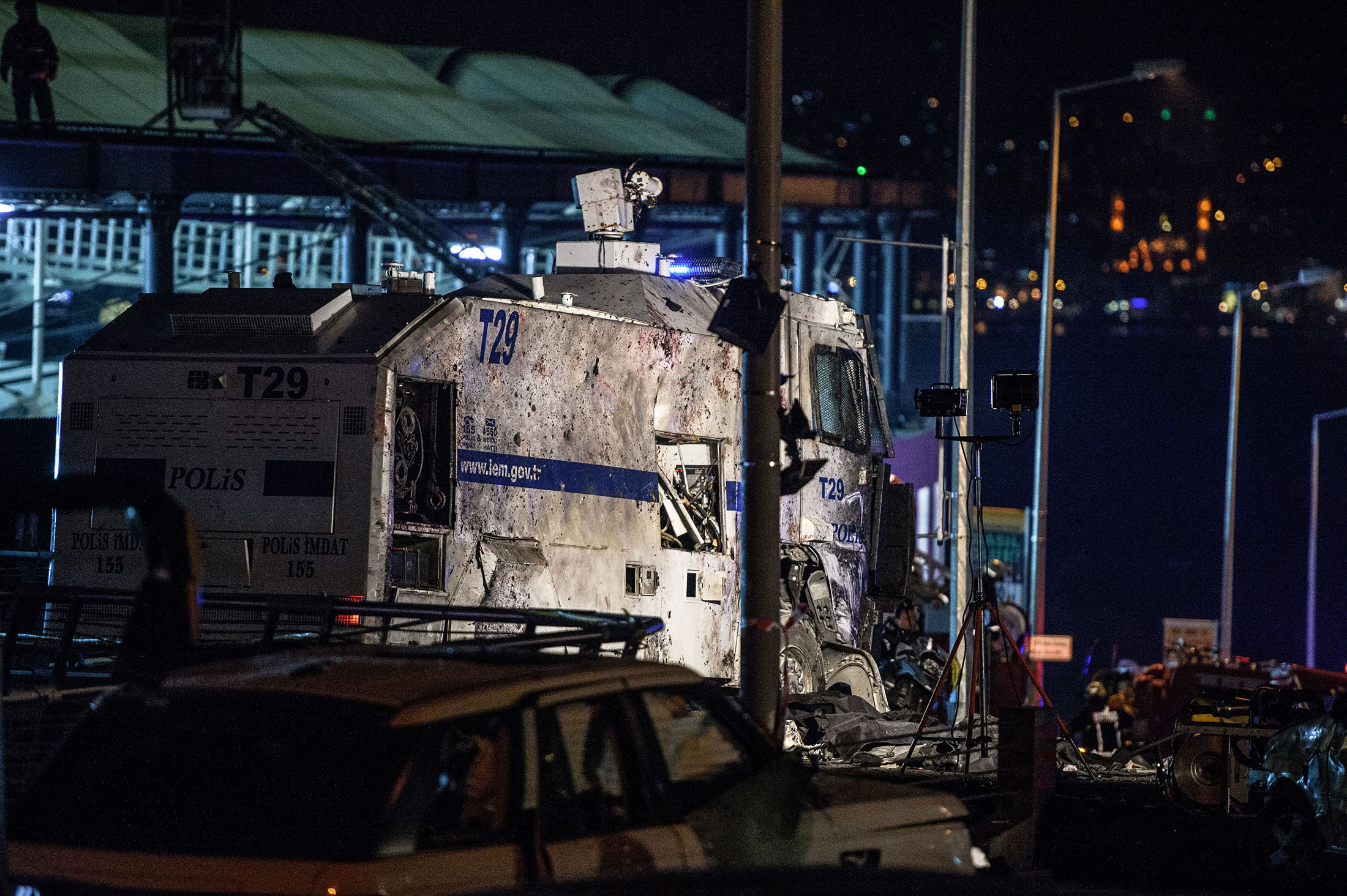 Istanbul Hit by Two Explosions Near Besiktas Soccer Stadium - Bloomberg