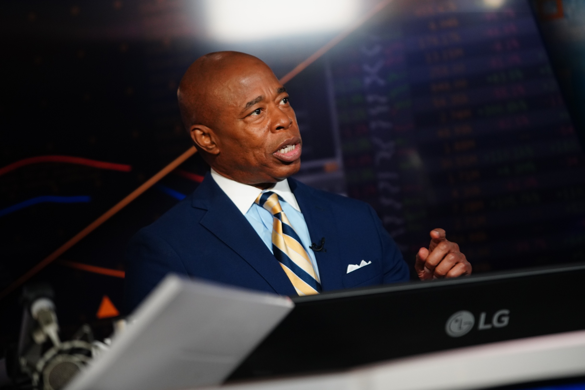 NYC Mayor-Elect Eric Adams Vows to Keep City Open in Latest Virus Wave ...