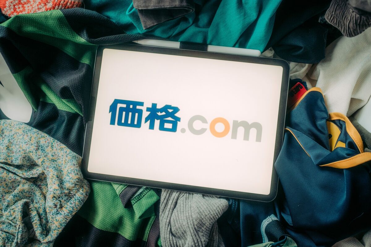 ｢食べログ｣カカクコム争奪戦、LINEヤフー・ベイン連合が買収正式提案へ－関係者 - Bloomberg