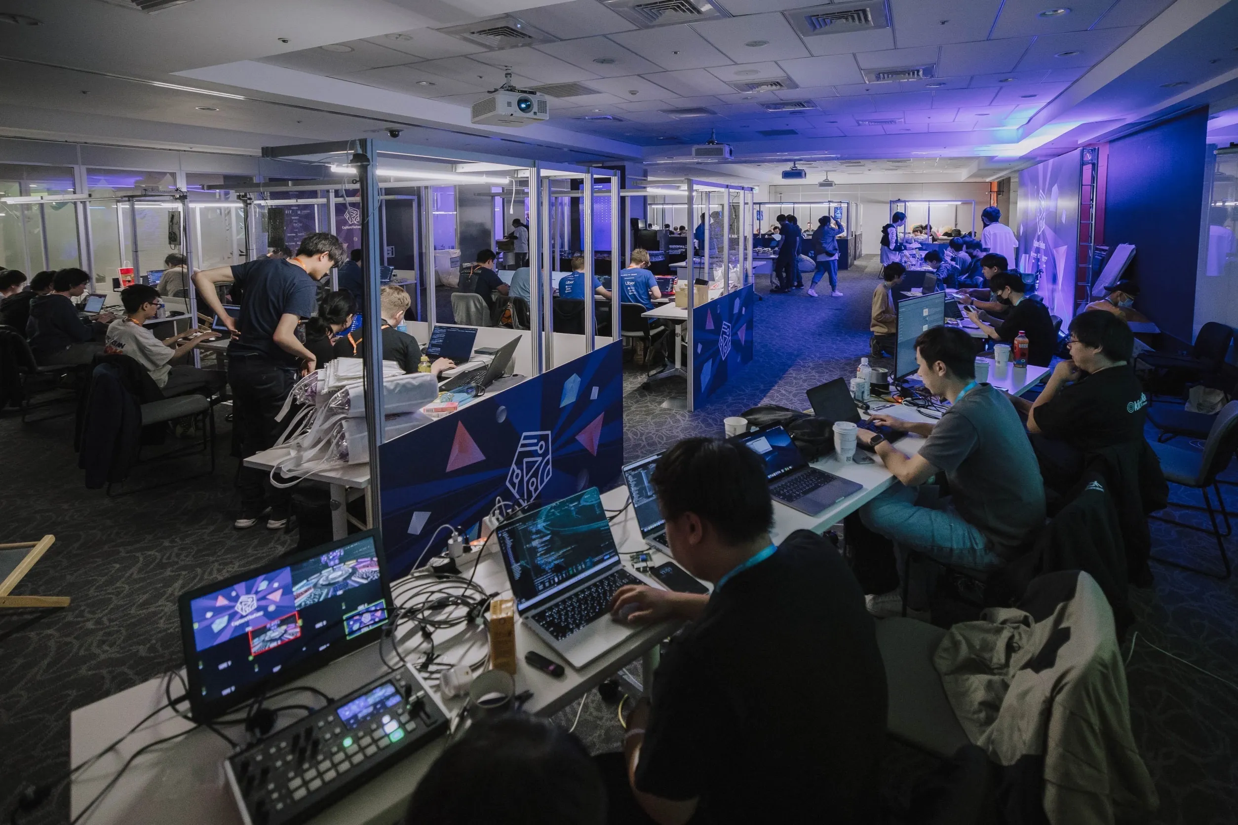 Taiwan Calls on US Support to Defend Banks Against Cyberattacks - Bloomberg