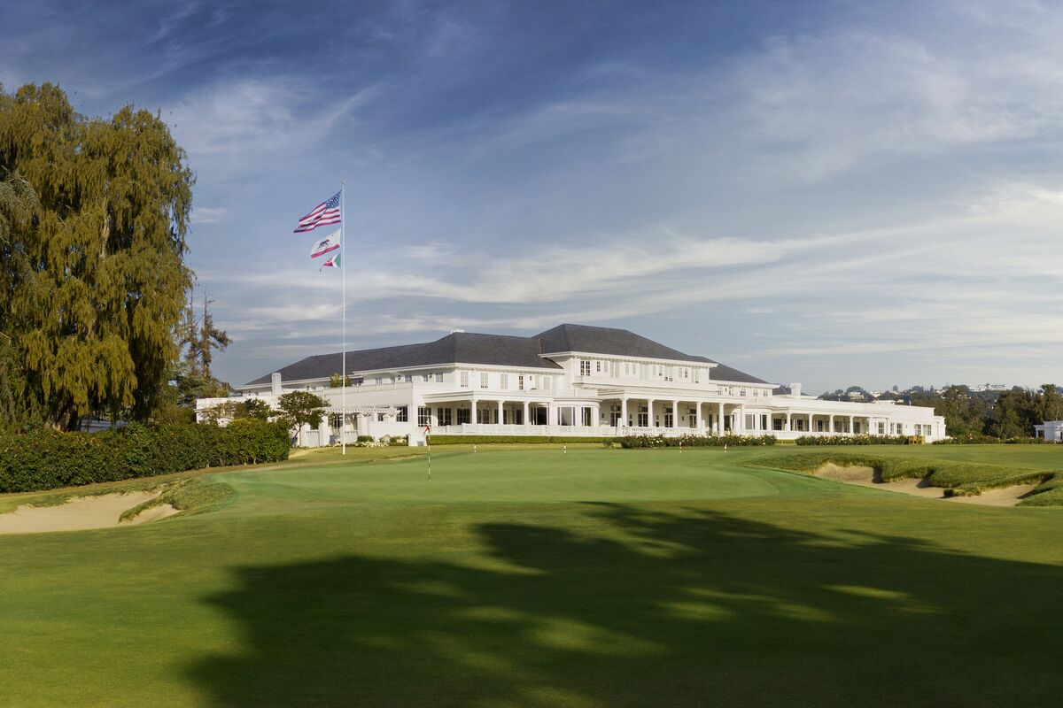 Goldman's Gene Sykes Ready for Golf’s US Open at Exclusive LA Club: Bloomberg Deals - Bloomberg