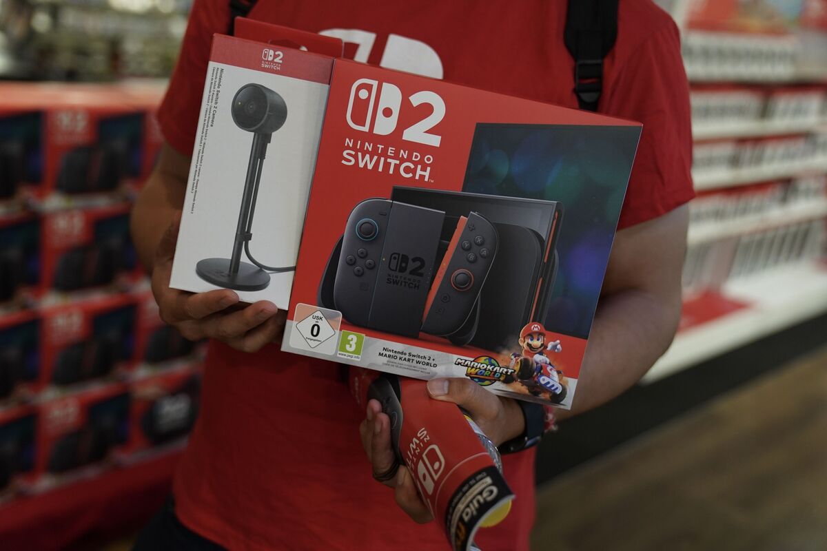 Nintendo Switch 2 Release Day: Time, Price and Consumer Reaction - Bloomberg