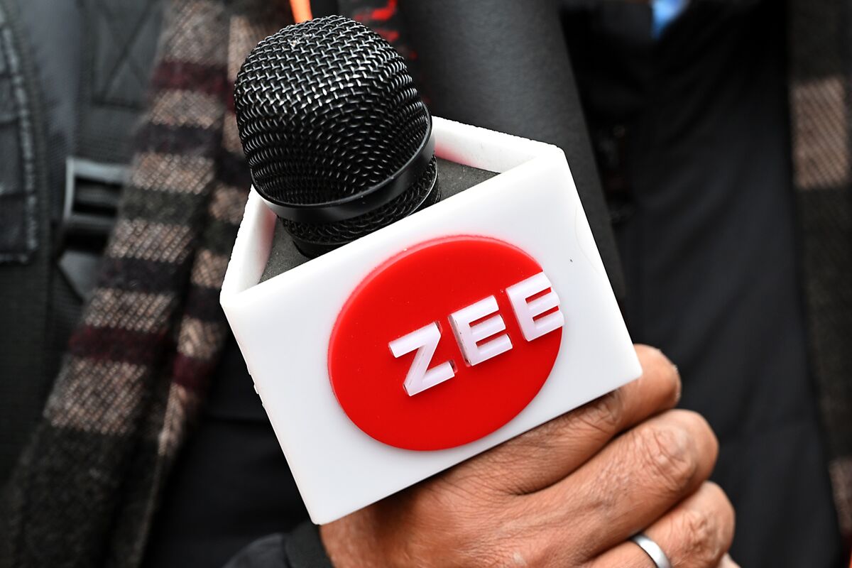 Disney’s India Unit Seeks $940 Million in Damages From Zee - Bloomberg