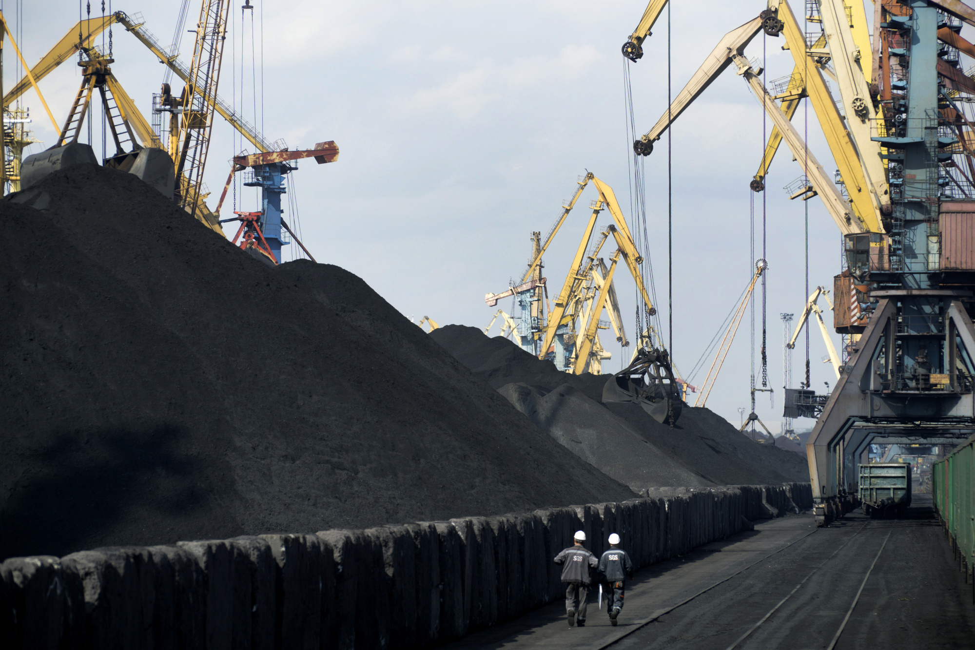 Rush to Replace Russian Coal Propels Fuel to Unprecedented Gains ...