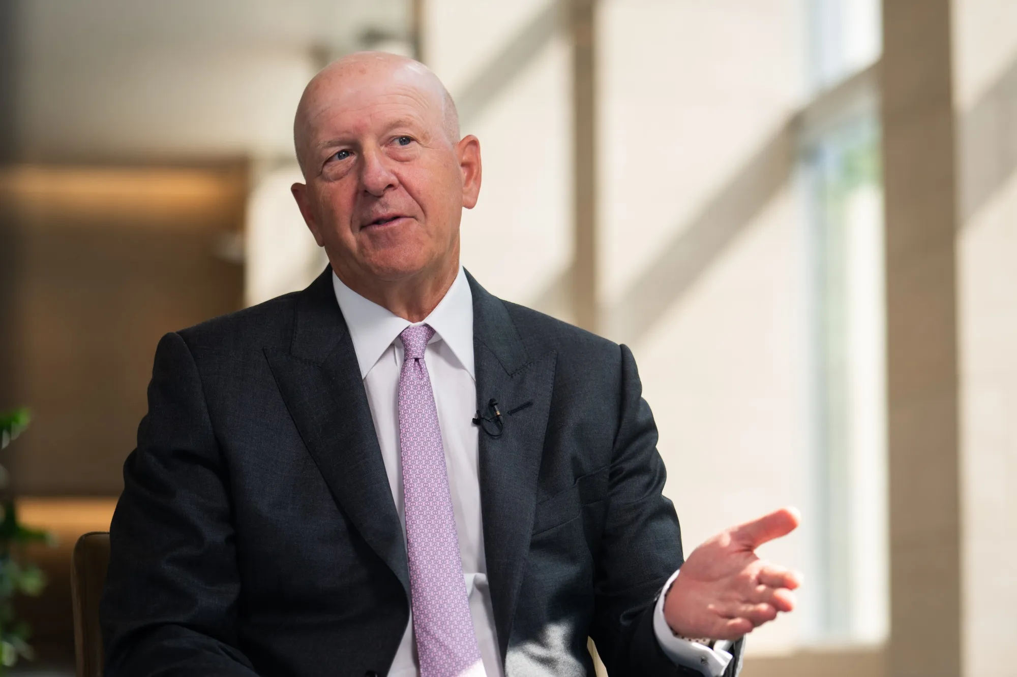 Goldman CEO Solomon's Pay Hinges on Whether Firm Is More Than a Bank ...