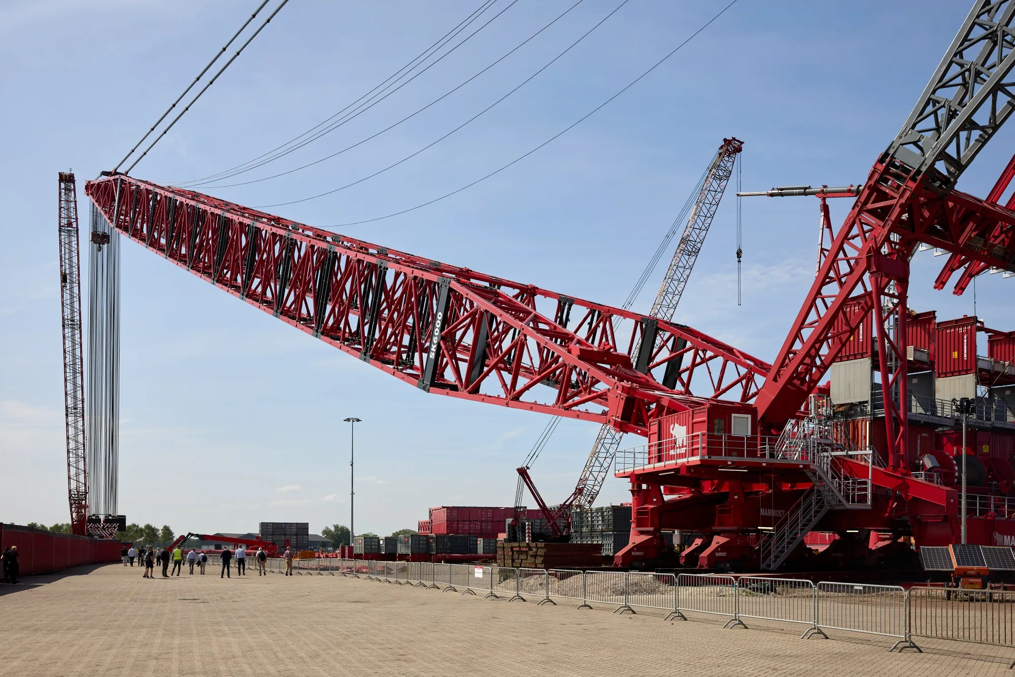 Take a Look at the World’s Strongest Ever Crane - Bloomberg