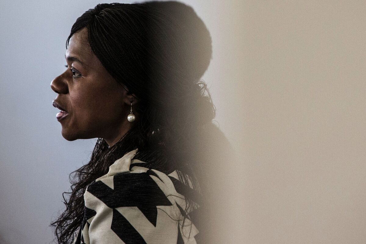 Zuma Nemesis Plans Parting Shot as South African Graft Hunter - Bloomberg