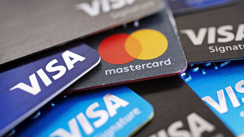 Visa, Mastercard See Card Spending Slow as Inflation Persists - Bloomberg