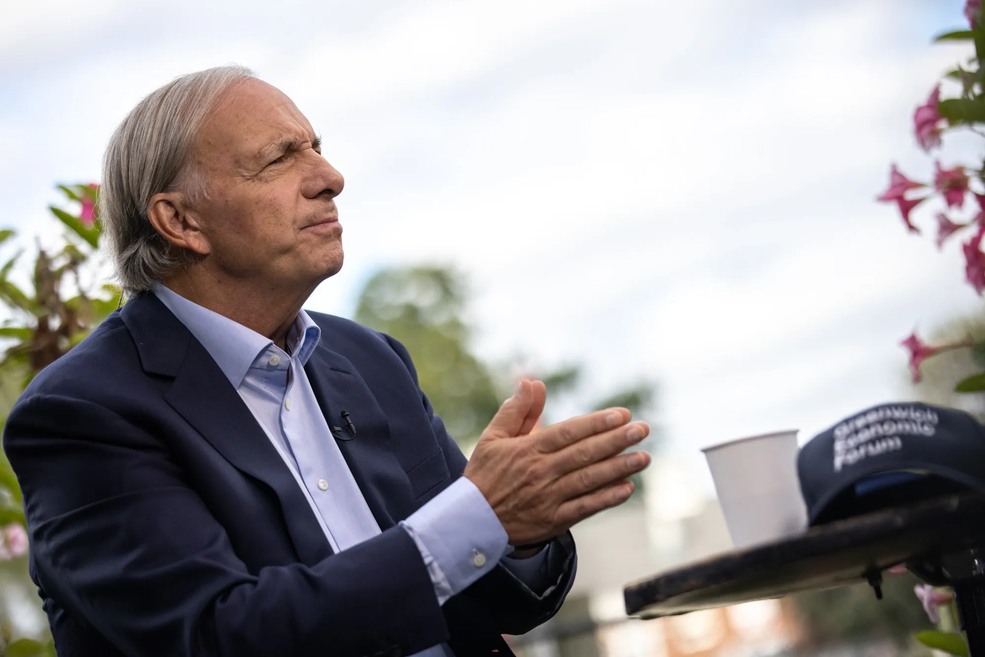 Bridgewater Founder Ray Dalio No Longer Thinks ‘Cash Is Trash’ - Bloomberg