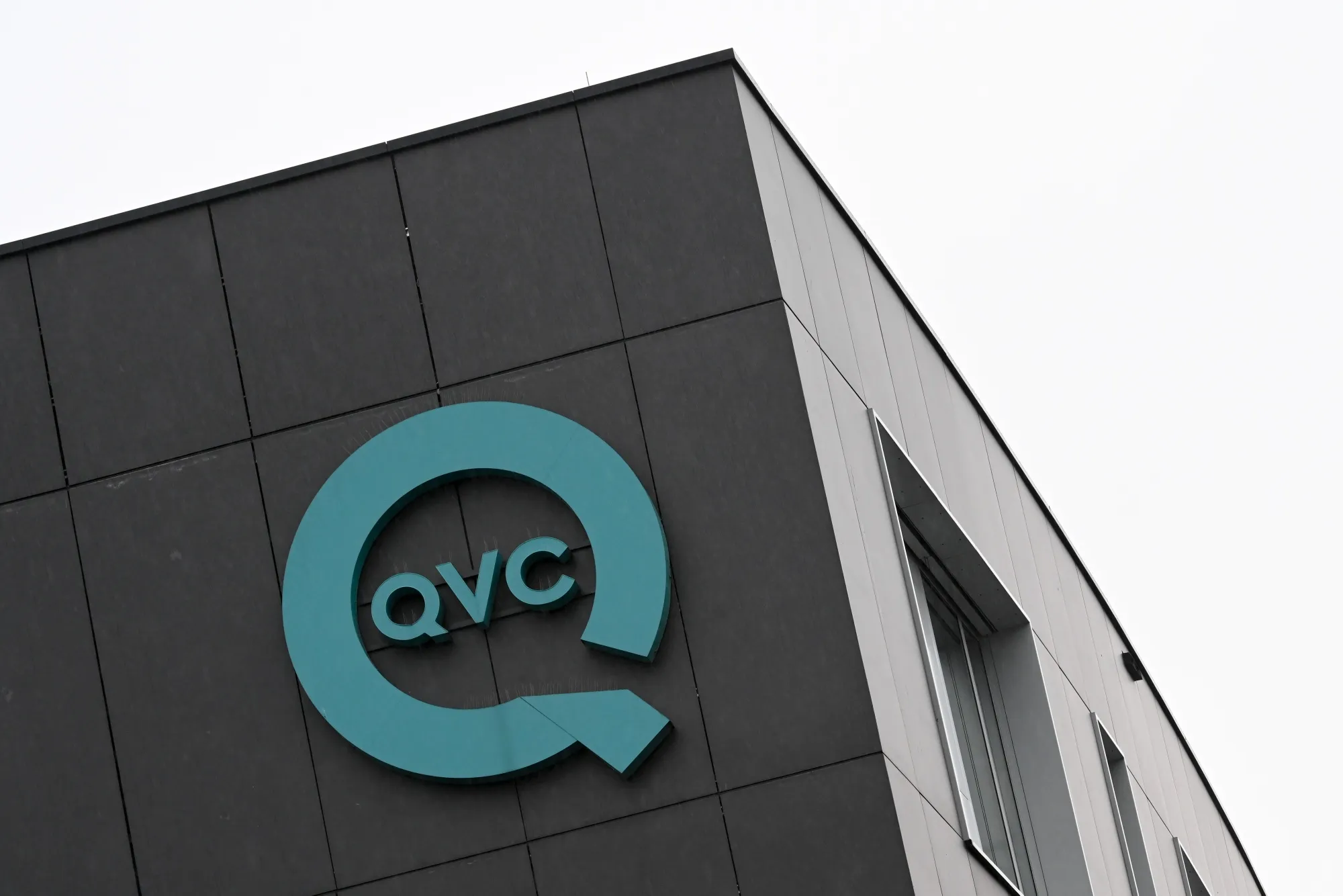 QVC, HSN Shopping Shifts to Livestreams to Boost Qurate Stock - Bloomberg