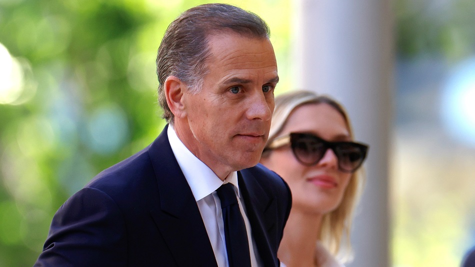 Watch Hunter Biden Found Guilty of Gun Charges in Delaware - Bloomberg