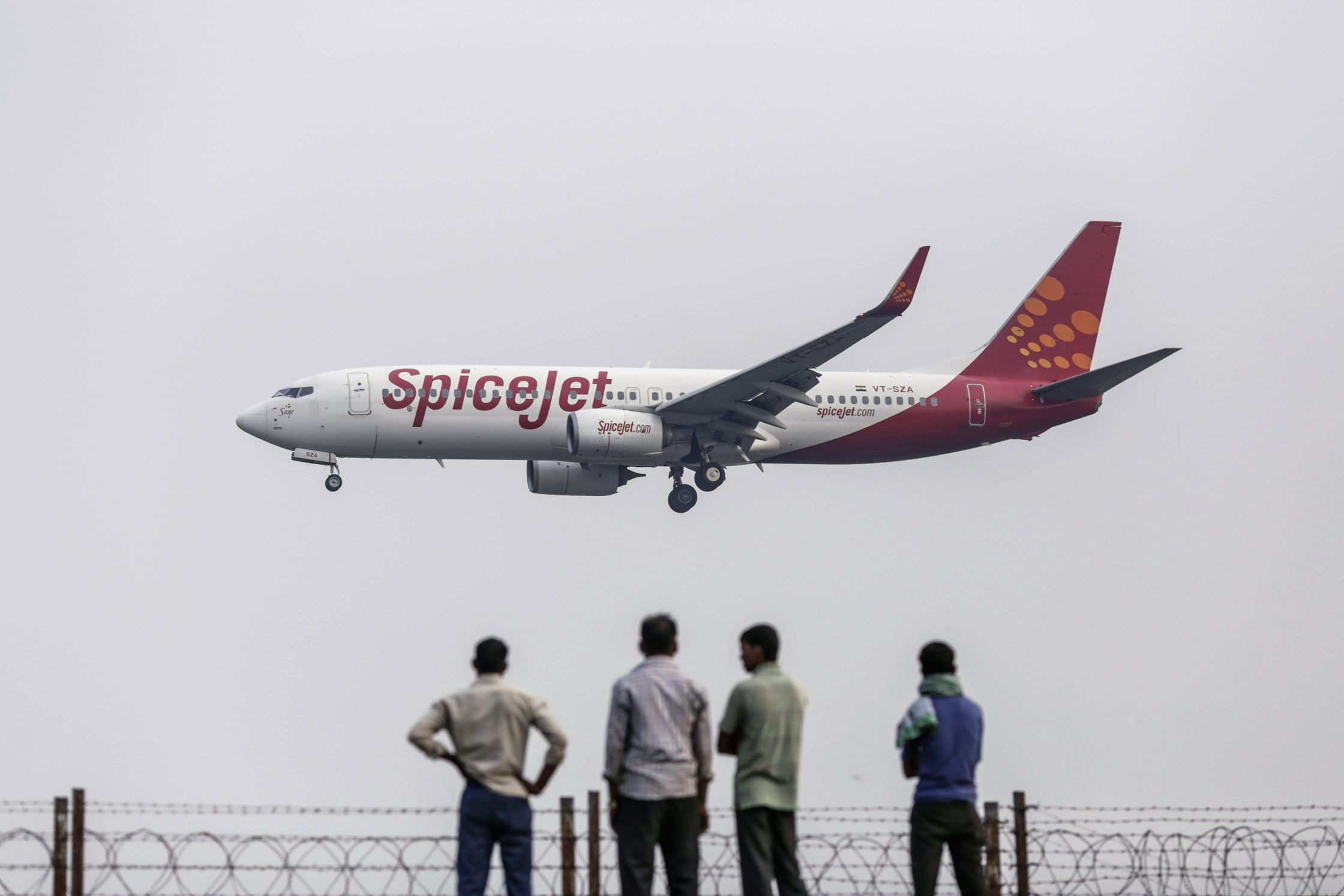 No-Frills Indian Carrier SpiceJet to Start Flights to London - Bloomberg