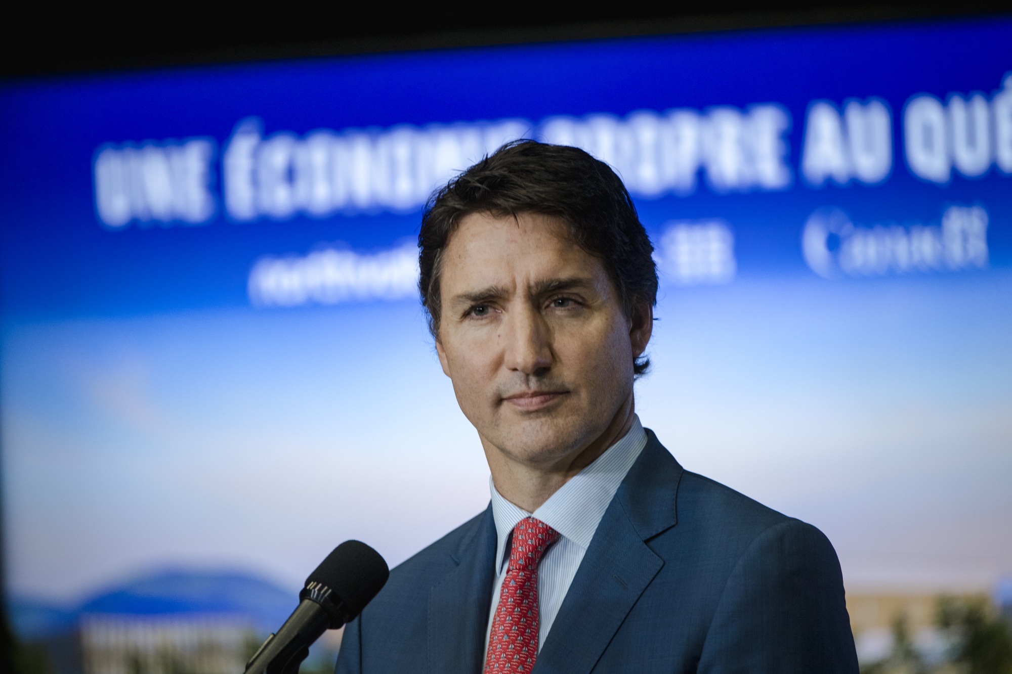Trudeau Warns Alberta Against Exiting National Pension Fund - Bloomberg
