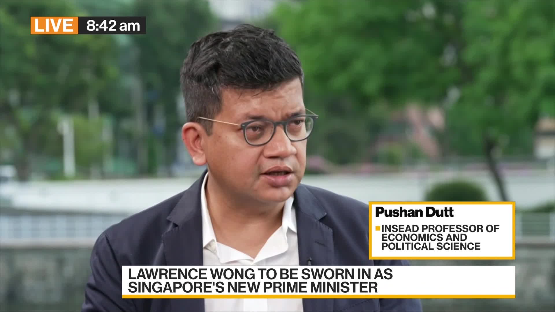 Watch INSEAD's Dutt on Singapore's Economic Future - Bloomberg