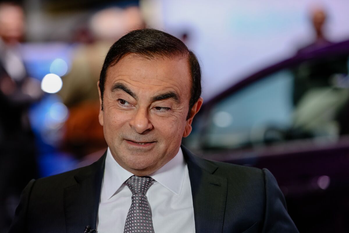 Ghosn Stays in Jail as Prosecutors Add Fresh Allegations - Bloomberg