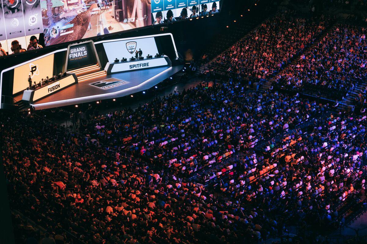 YouTube Gets Streaming Rights to Major Esports Leagues - Bloomberg