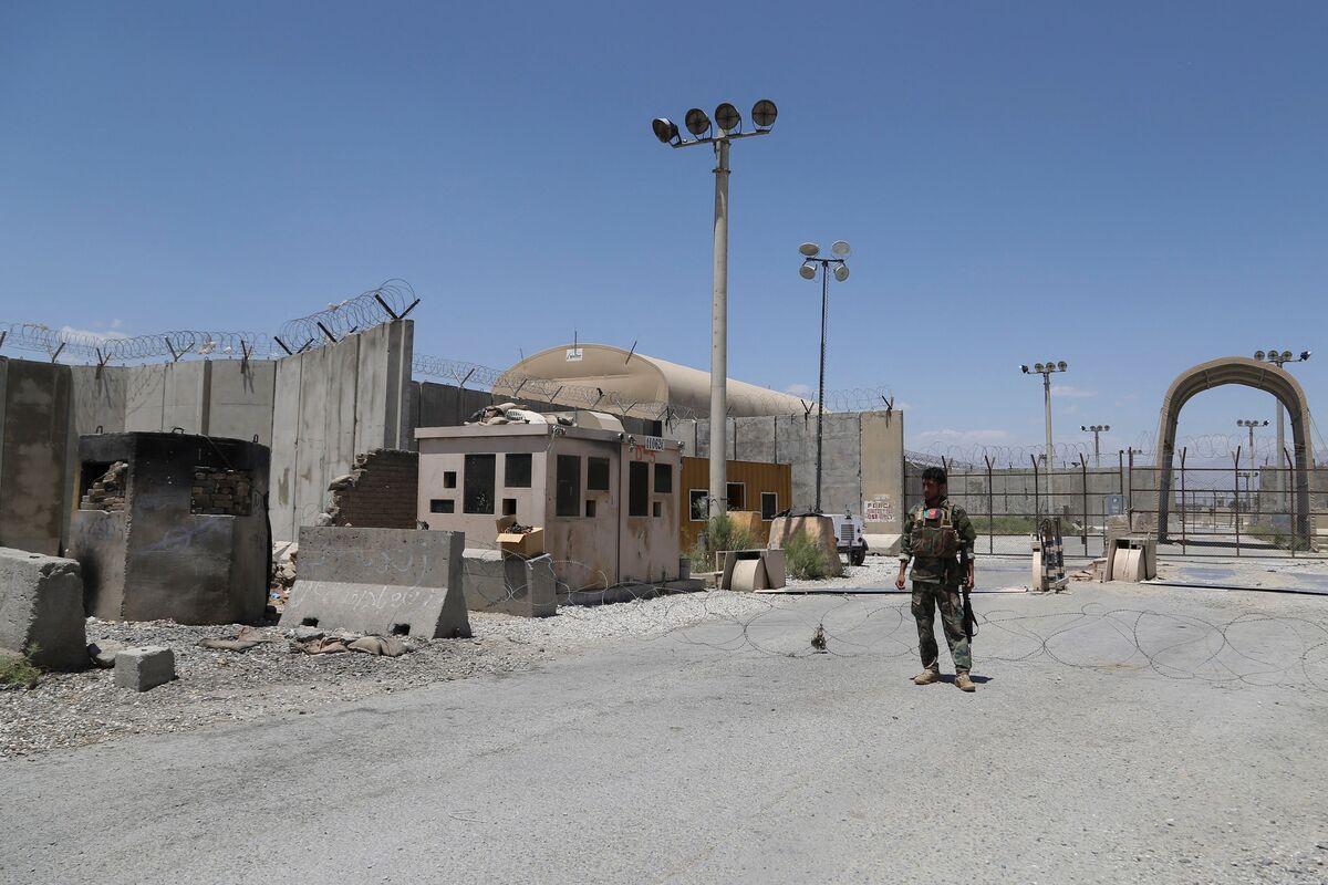 Trump Says US Seeks Return of Bagram Air Base in Afghanistan - Bloomberg