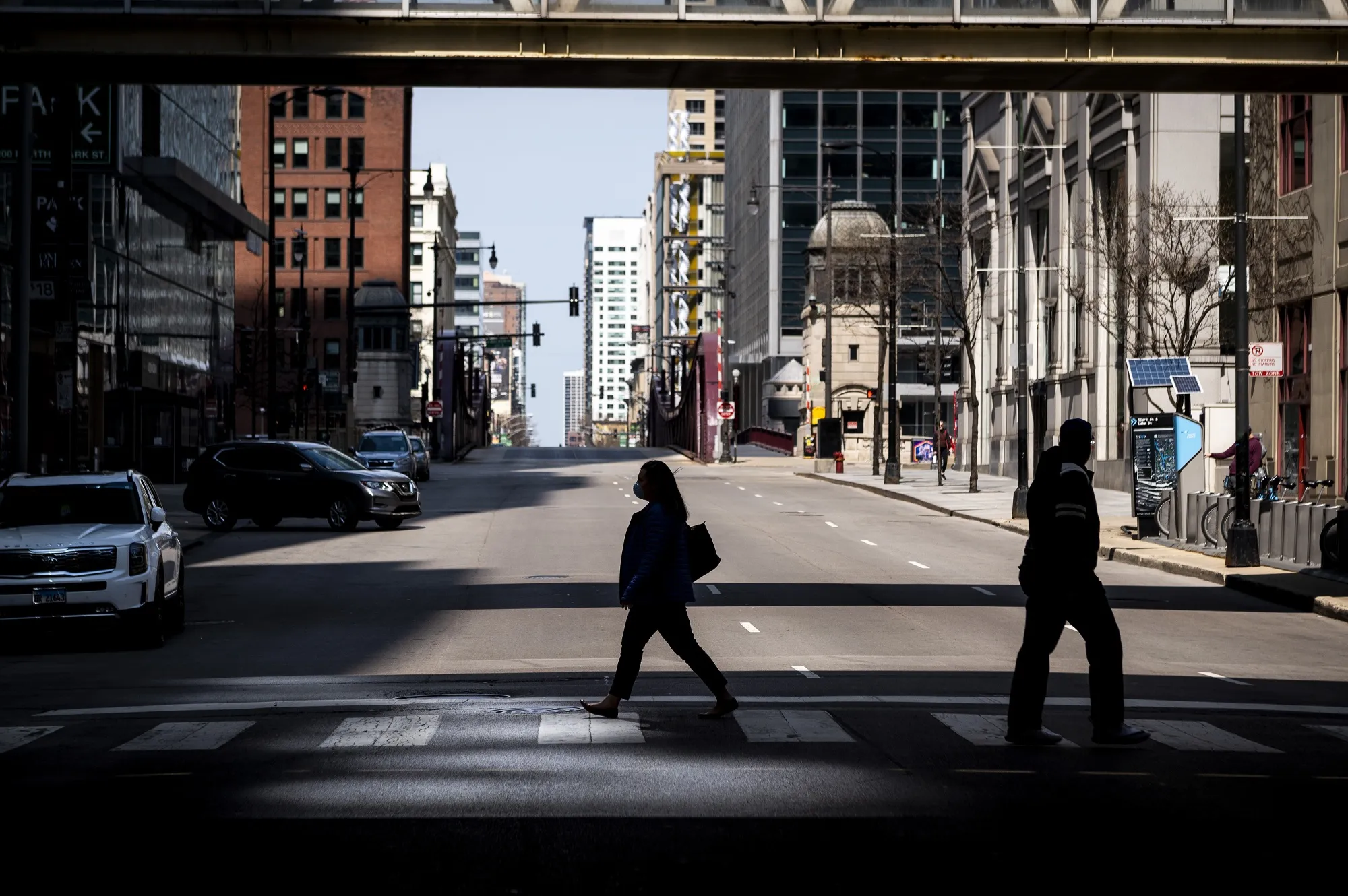 Chicago Taps GiveDirectly for UBI Pilot Program - Bloomberg