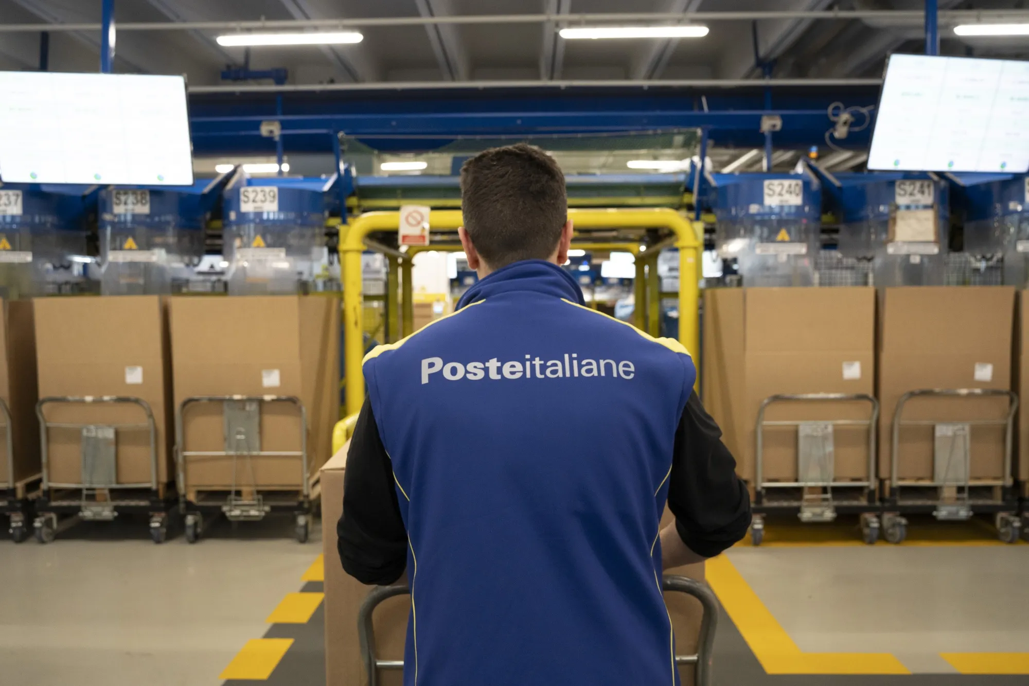 Italy’s Poste Buys Telecom Italia (TIT) Stake With Government Blessing ...