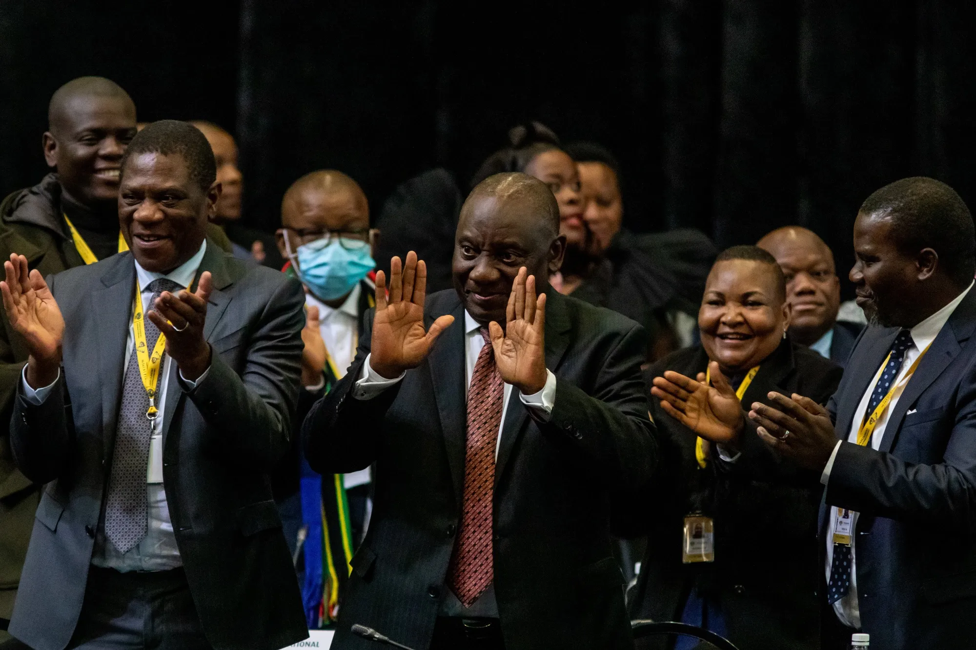 S. African Unity Parties Mark 100 Days Amid Market Optimism - Bloomberg