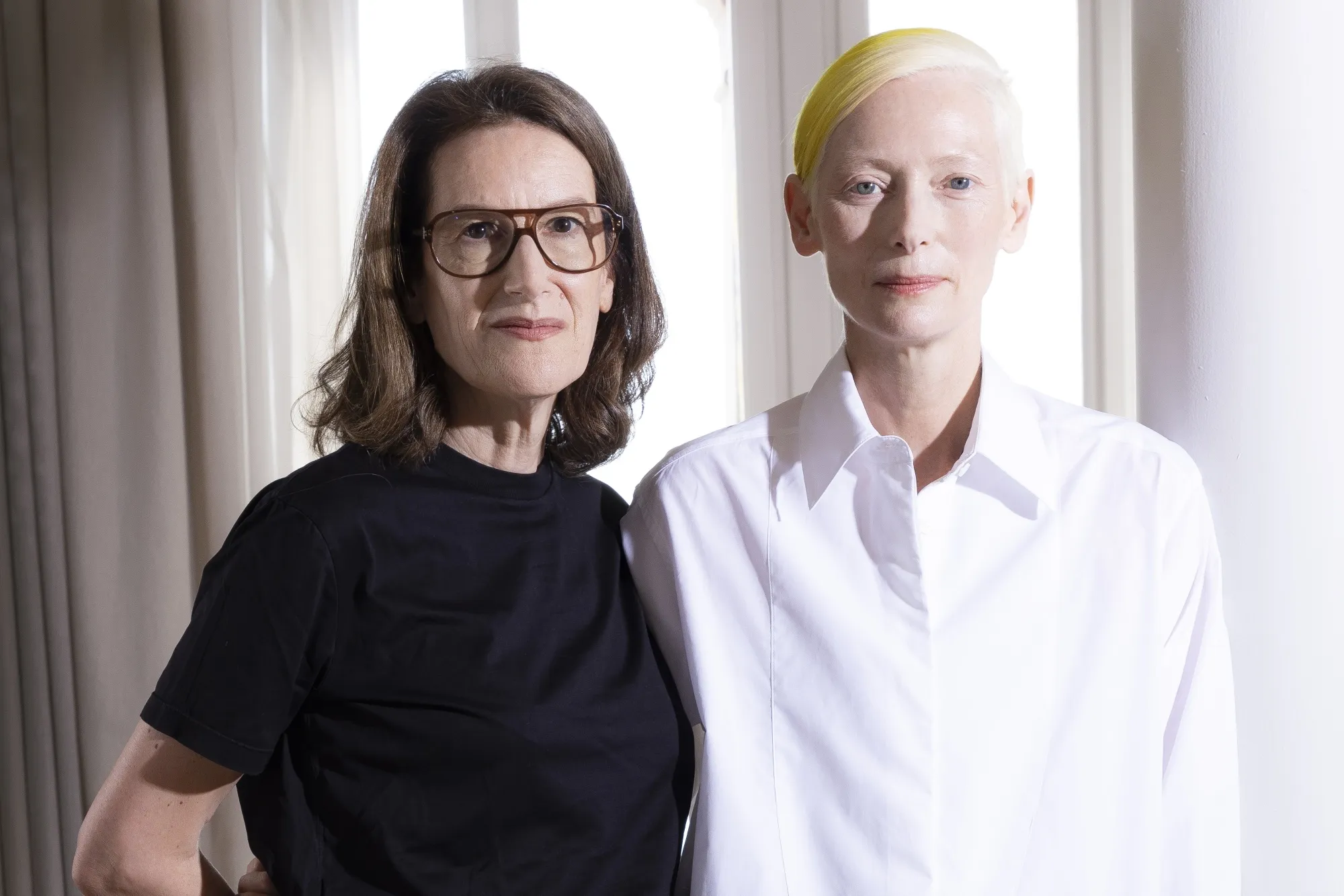 Joanna Hogg, Tilda Swinton Talk Mothers, Memory And Regret - Bloomberg