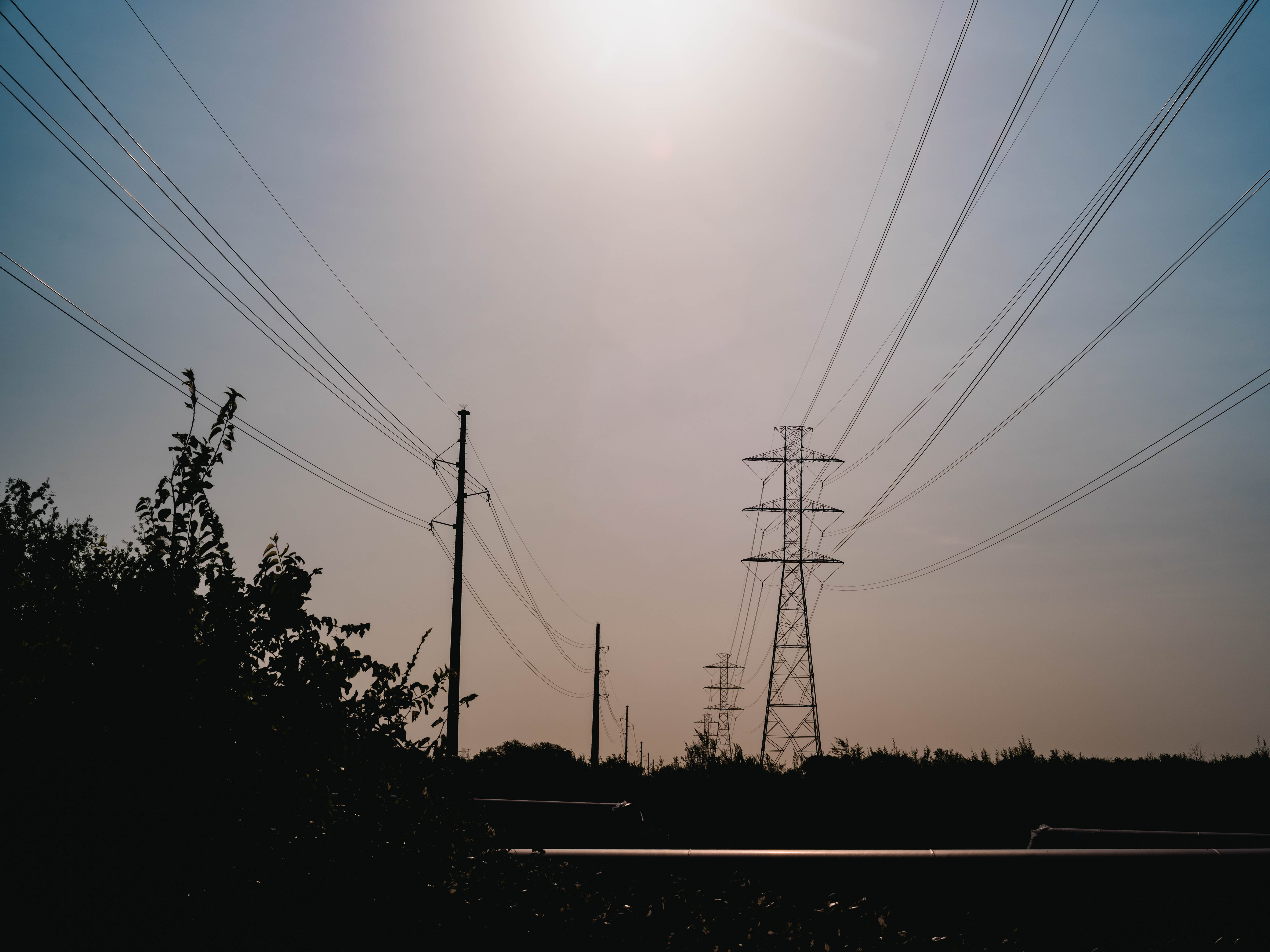 Texas Blackout Risk Looms as Power Grid Fails to Secure New Supplies ...