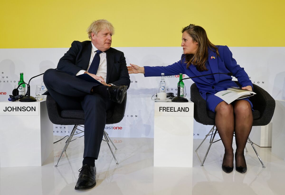 Boris Johnson, Chrystia Freeland Urge Allies to Send Ukraine More Tanks ...