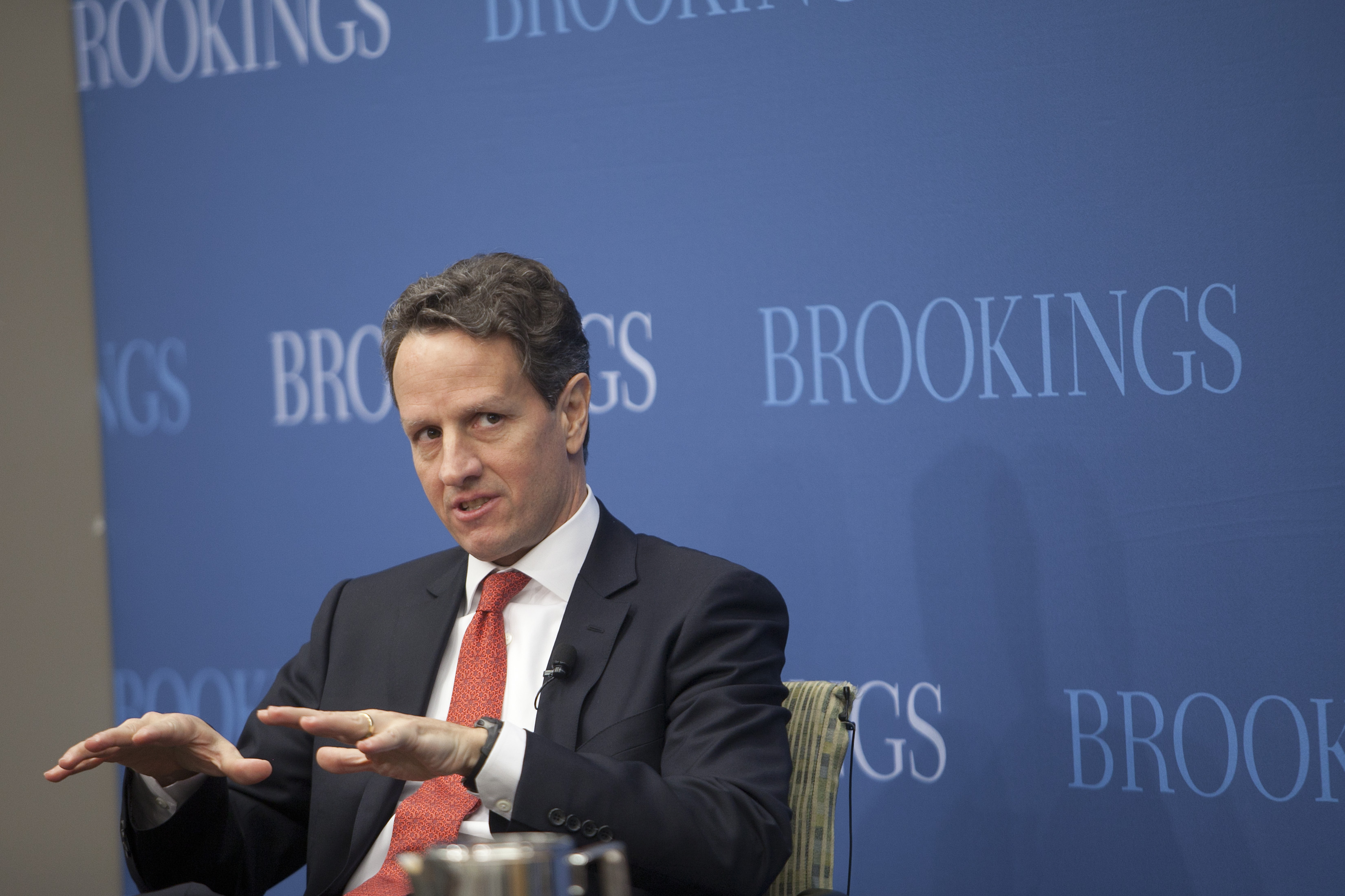 Tim Geithner Deserves to Be Heard - Bloomberg