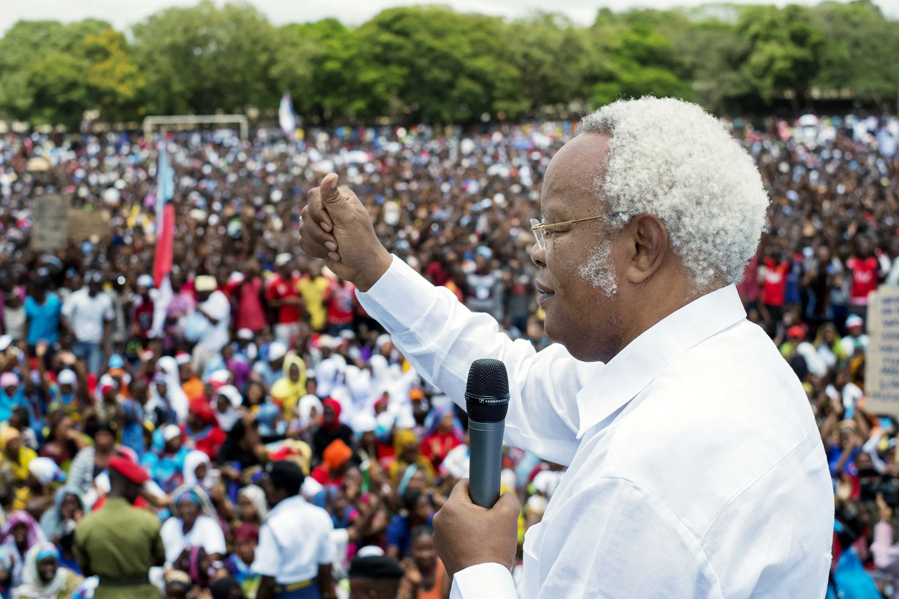 Edward Lowassa, Former Tanzanian Prime Minister, Dies at Age 70 - Bloomberg