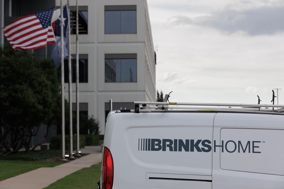 Private Credit Lenders In Talks for Brinks Home Refinancing - Bloomberg