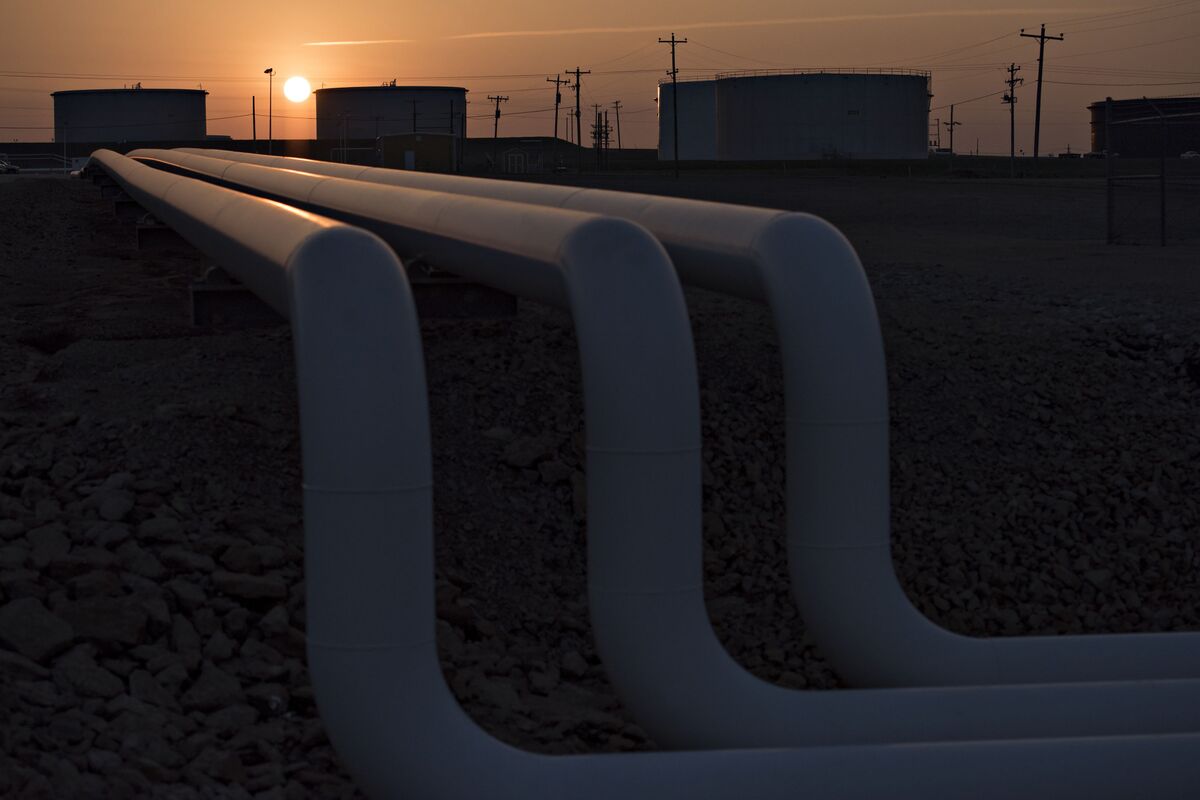 Oil Steadies After Mixed US Stockpile Report Signals Weak Demand ...