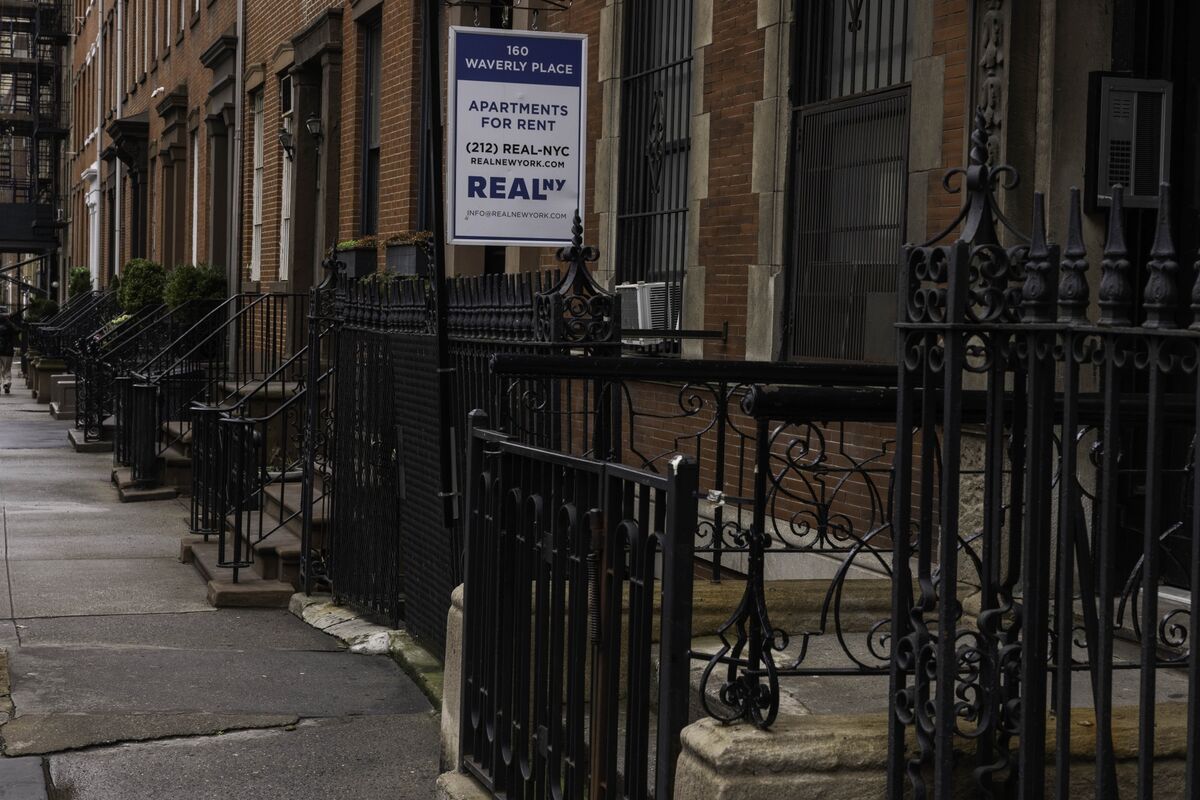 Apartment Landlords Bleeding Cash Imperil $47 Billion of Loans - Bloomberg