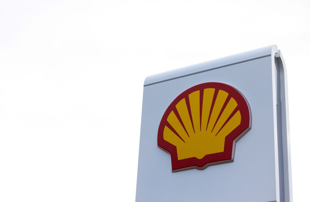 Shell Board Sued Over Oil Giant's Lack of Climate Ambition - Bloomberg