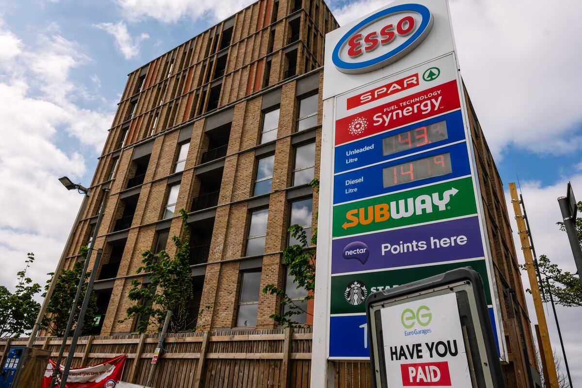 EG Group to Seek Amend and Extend Deals for Loans Due in 2025 - Bloomberg